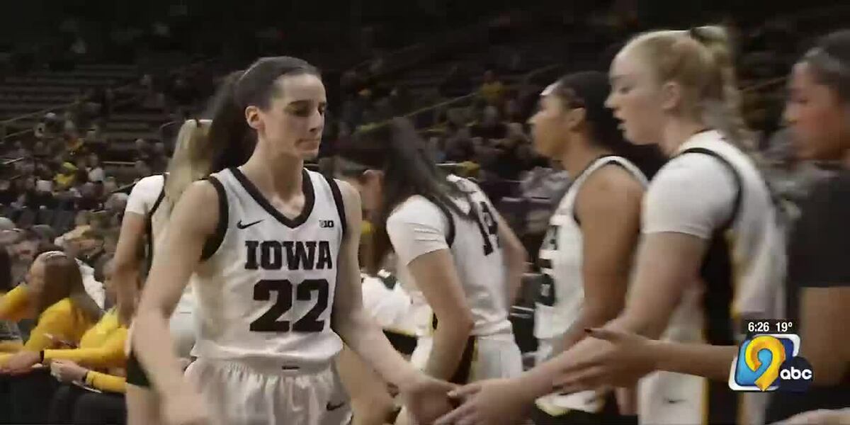 Caitlin Clark reaches 2K career points; Iowa beats Dartmouth Caitlin Clark reaches 2K career points; Iowa beats Dartmouth